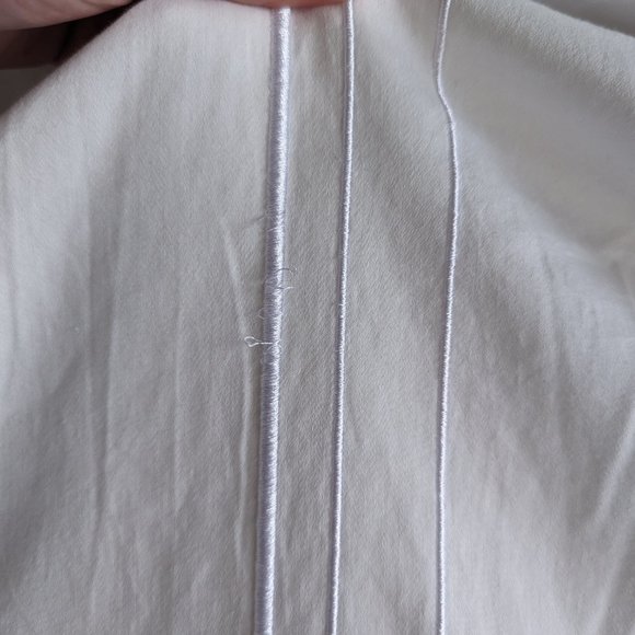 Everhome | Bedding | Everhome Sullivan Triple Baratta Stitch 3 Piece ...